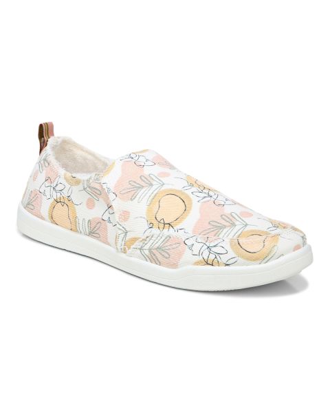 Beach Styles For Her | Vionic Shoes